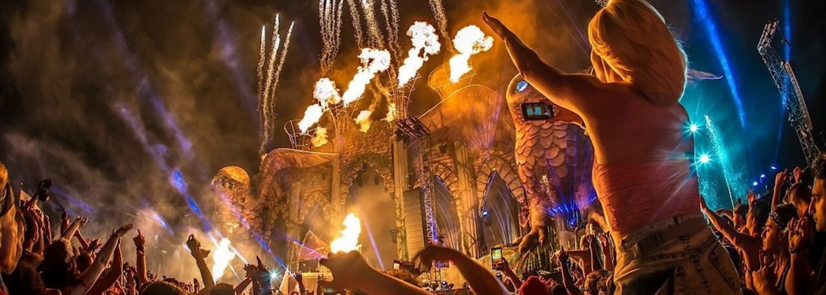 Hip-Hop Haute – Stone Flowers